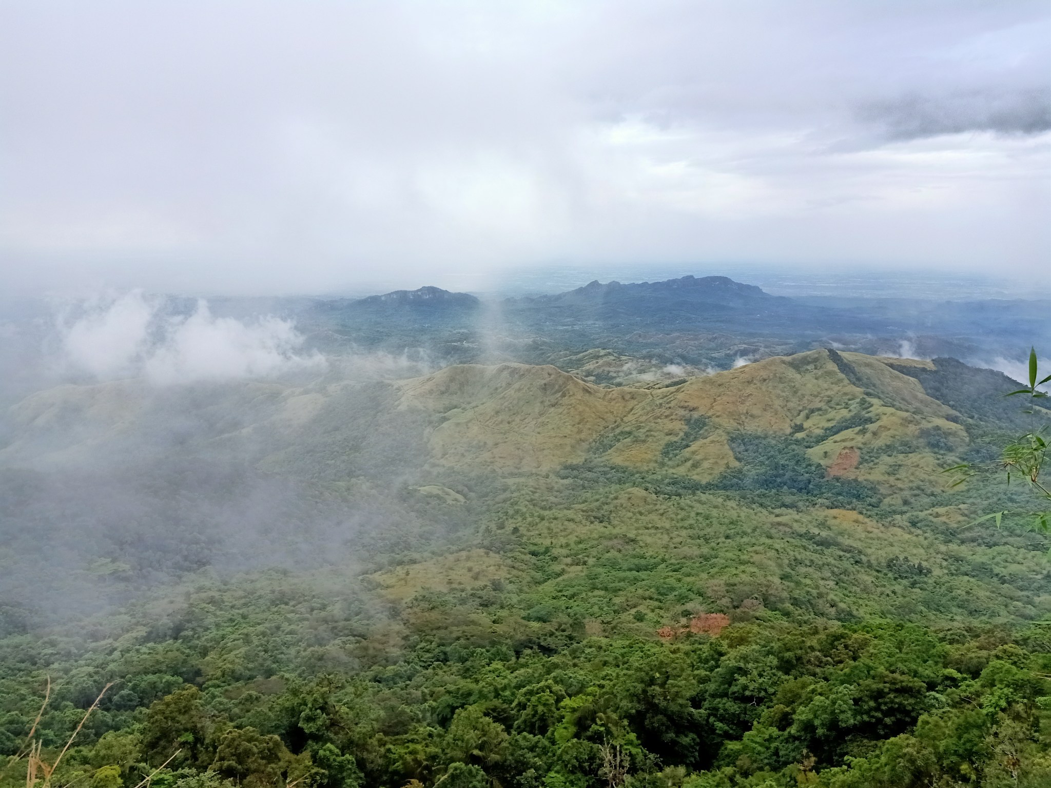 Mt. Silad / Bulacan Peak (890+ MASL) Semi-Exploratory Hike via 13 Falls ...