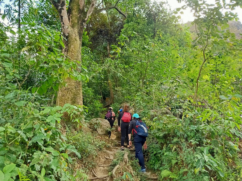 Montalban Trilogy V1 (Mt. Binacayan, Mt. Pamitinan, & Mt. Hapunang ...
